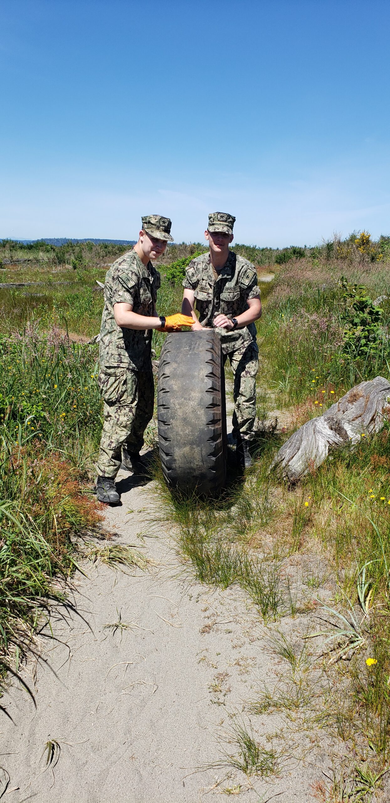 Sea Scouts and Navy Cadets Team-Up to Clean Jetty Island Beaches - 48 ...
